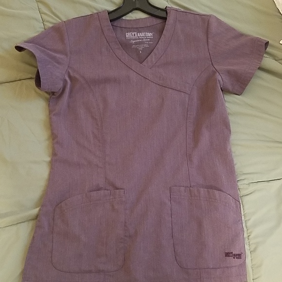 Grey's Anatomy | Tops | Euc Greys Anatomy Scrup Top | Poshmark